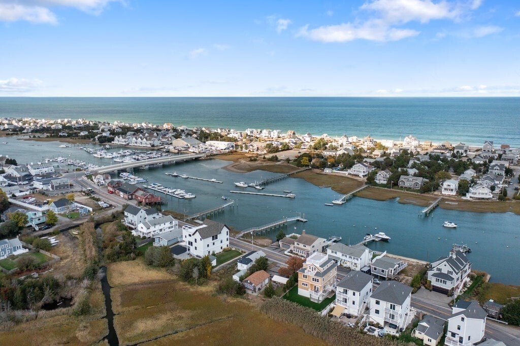 Breathtaking New Build In Marshfield, Massachusetts, United States For ...