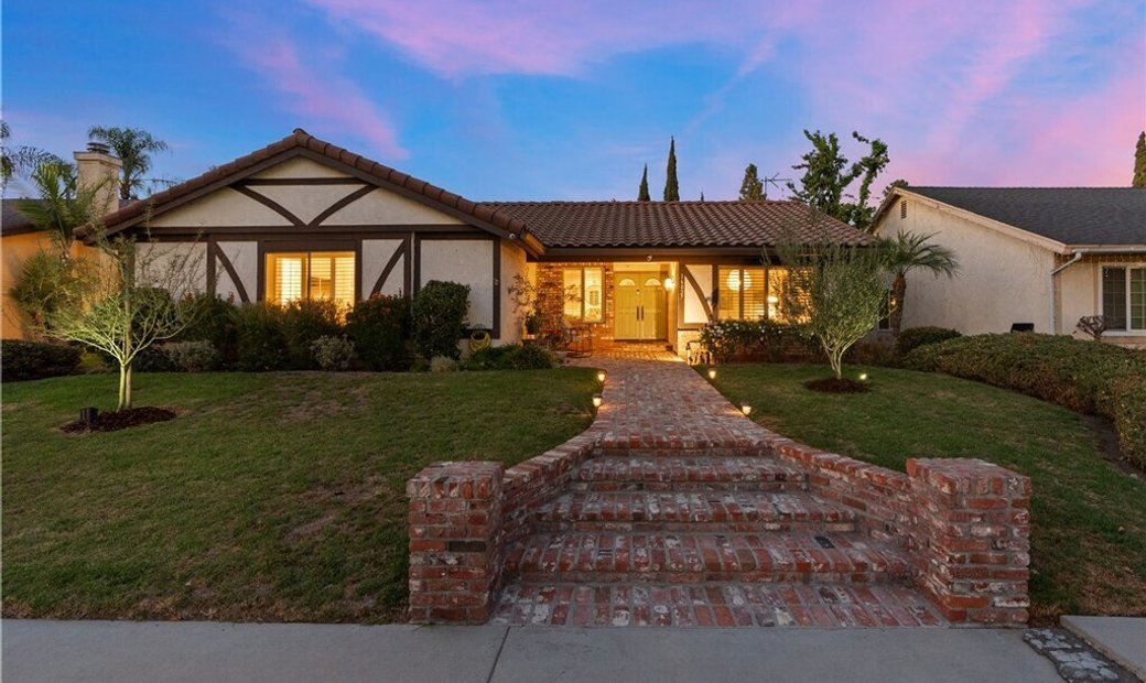 Sprawling Single Story Gem In Los Angeles, California, United States ...