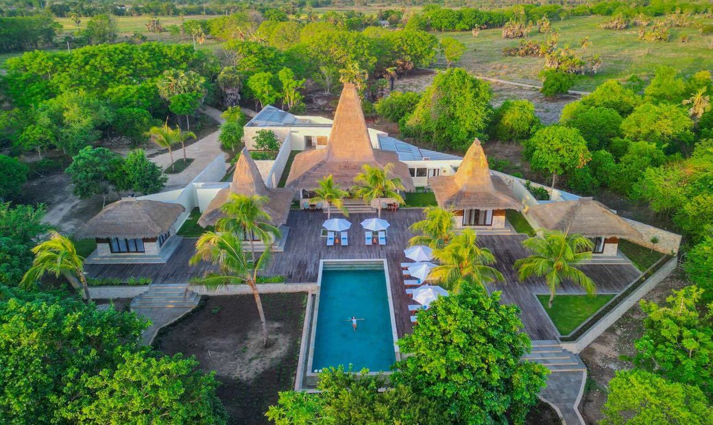 Introducing A Breathtaking Oceanfront In Sumba, East Nusa Tenggara ...