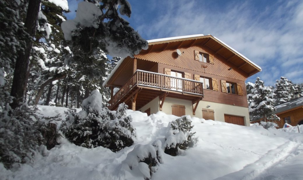 Beautiful 4 Room Chalet, 165 M2 In Caille, Provence Alpes Côte D'azur ...