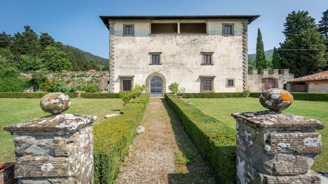 Enchanting Noble Villa From The 1500s Near In Pontassieve, Tuscany ...