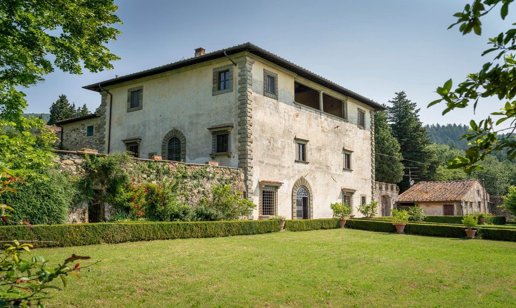 Enchanting Noble Villa From The 1500s Near In Pontassieve, Tuscany ...