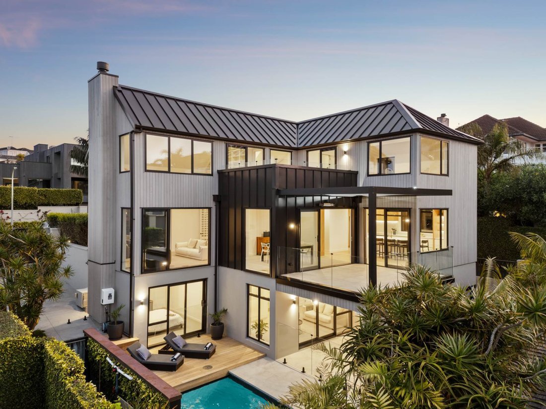 Sensational Family Home In Auckland, Auckland, New Zealand For Sale ...