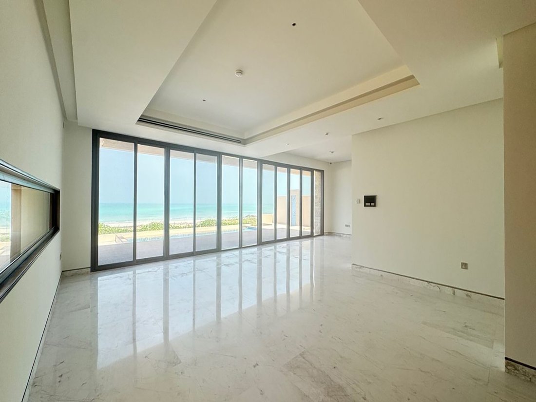 Exquisite Beachfront Villa With In Abu Dhabi, Abu Dhabi, United Arab ...