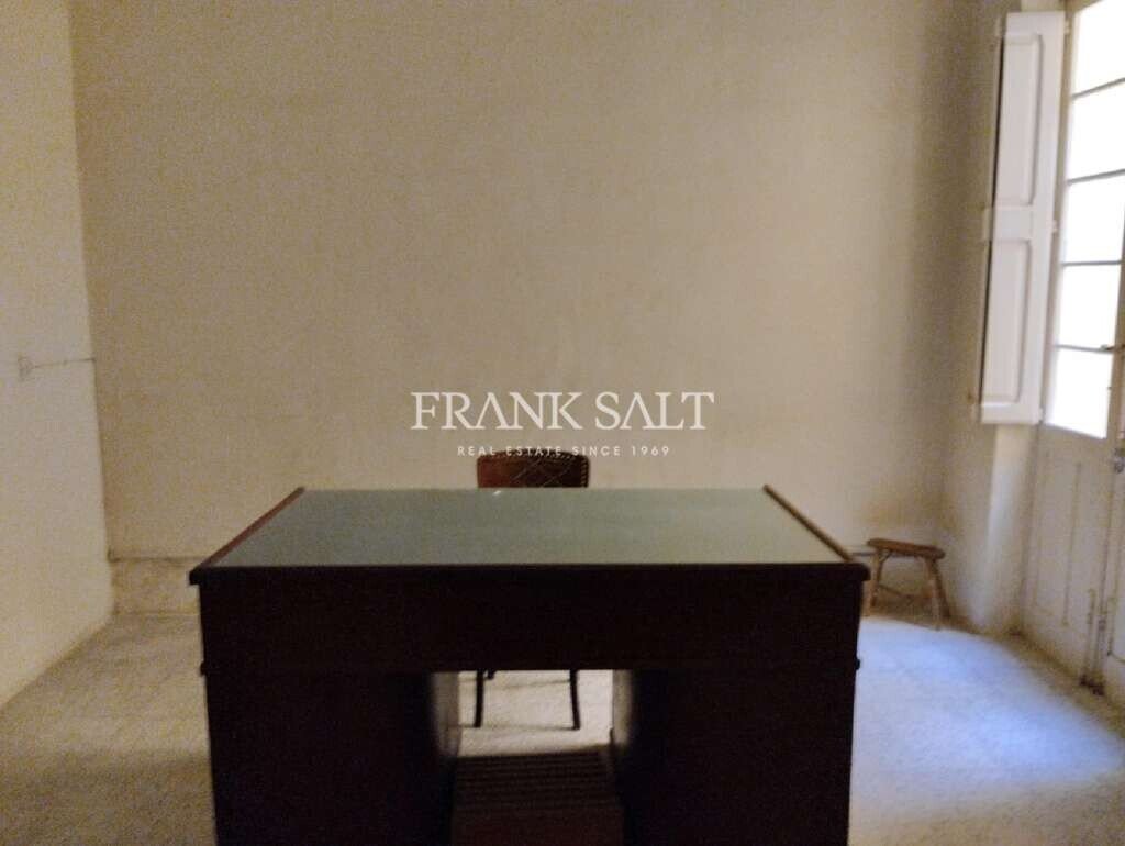 Rabat, Unconverted Townhouse + Garden In ħad Dingli, Malta For Sale ...