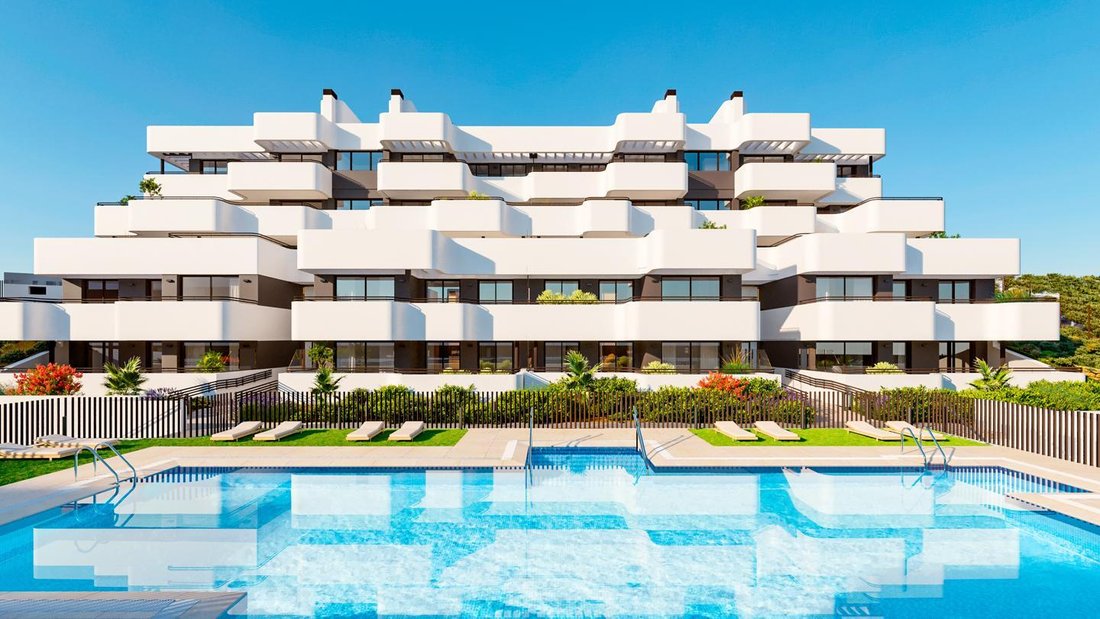 Estepona Apartment In Estepona, Andalusia, Spain For Sale (14900626)