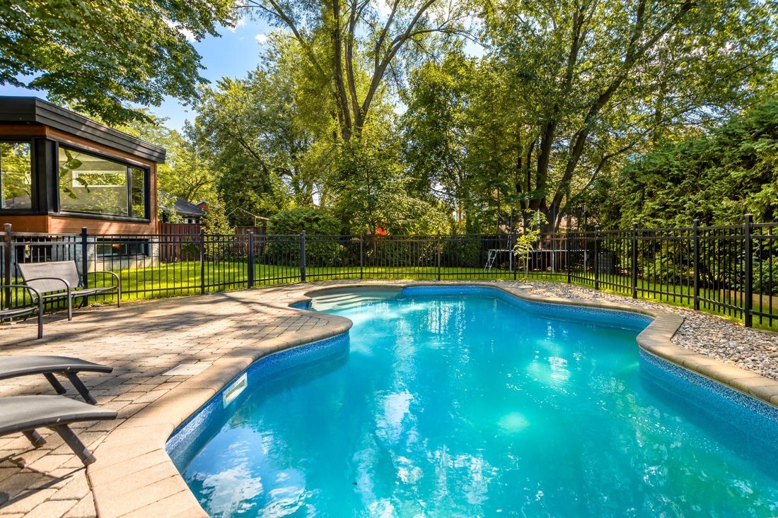 Saint Lambert, Québec In Saint Lambert, Quebec, Canada For Sale (14900477)