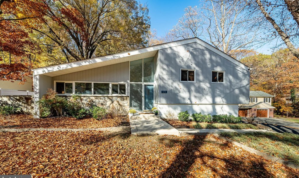 Residential Wayne In Wayne, Pennsylvania, United States For Sale (14901654)