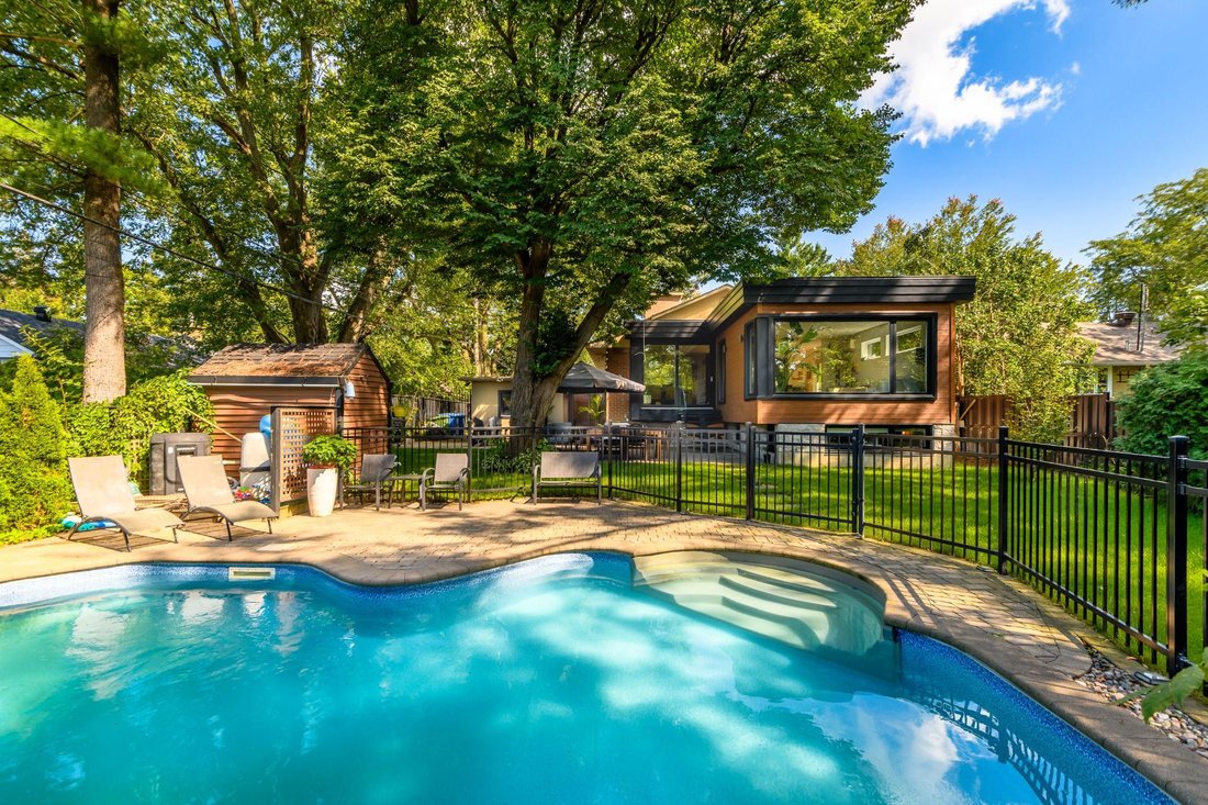 Saint Lambert, Québec In Saint Lambert, Quebec, Canada For Sale (14900477)