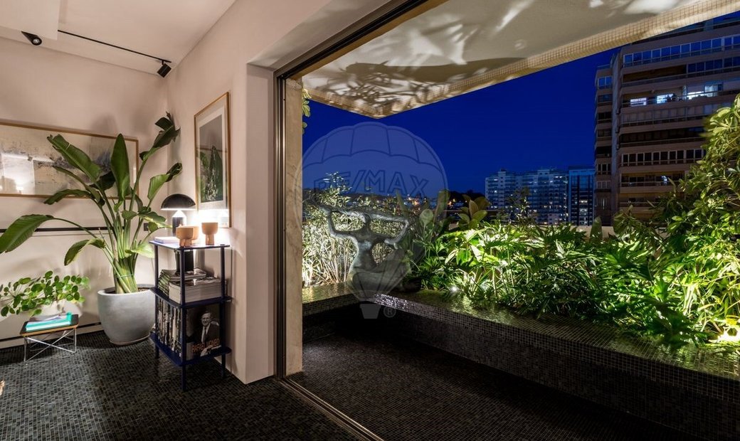 Apartamento T2 De Luxo à Venda Em Restelo In Caparica, Setubal ...