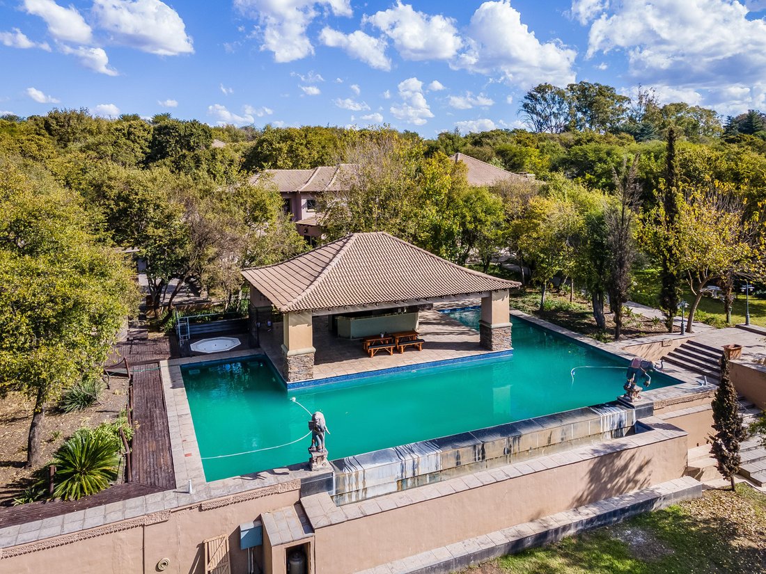 Exceptional One Of A Kind Villa In Parys, Free State, South Africa For ...