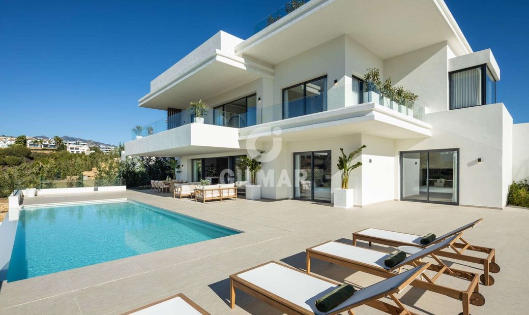 Malaga Villa En Estepona, Andalucía, España En Venta (14924221)