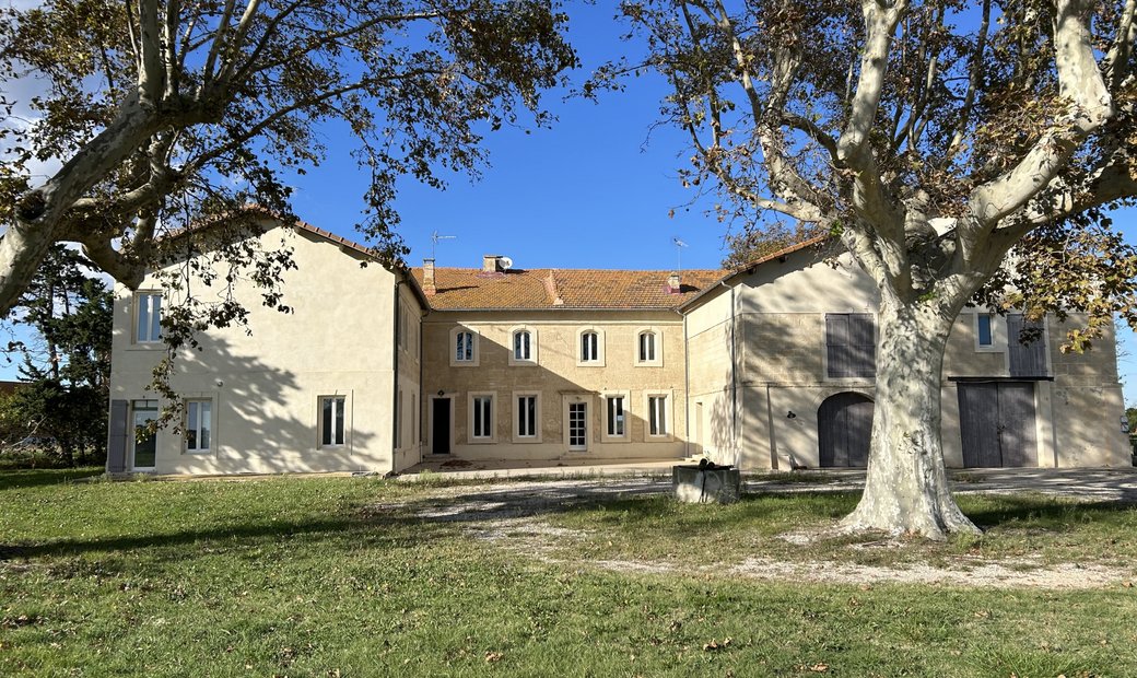 For Sale Estate In Camargue In Arles, Provence Alpes Côte D'azur ...