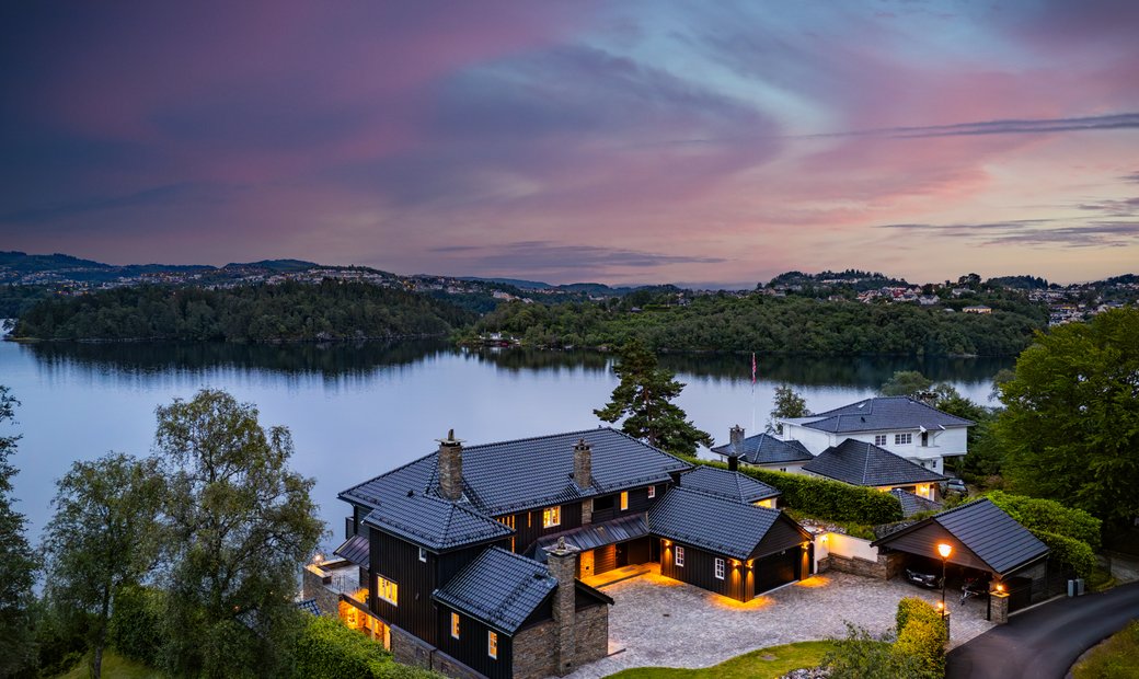 Spectacular Property With A Grand Villa | Sea In Bønesskogen, Vestland ...