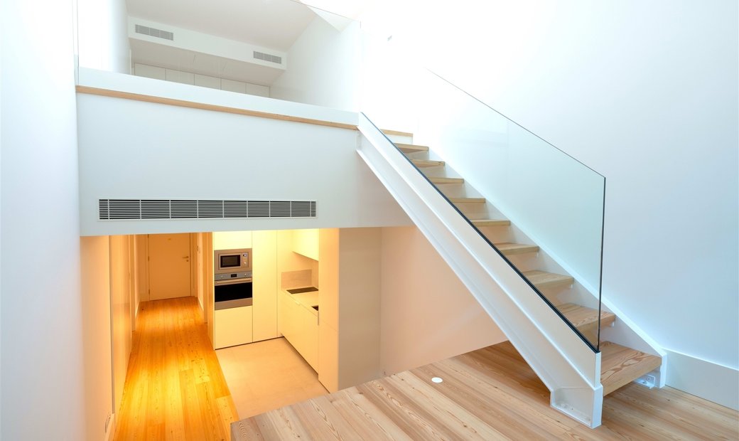 T1 Duplex In Private Condominium In Downtown In Porto, Porto District ...