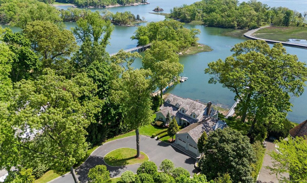 Waterfront Living At Its Best On In Darien, Connecticut, United States ...