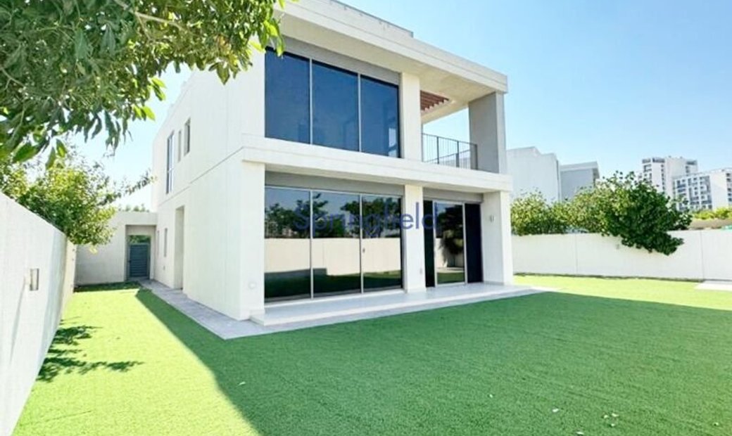 Single Row | Huge Plot Area | In Dubai, Dubai, Vereinigte Arabische ...