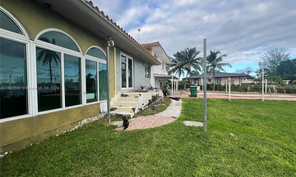 Versatile Waterfront Property In Miami, Florida, United States For Sale ...