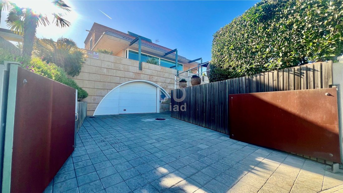 Tú También Puedes Tener La Suerte De Vivir En In Cal Farines, Catalonia ...