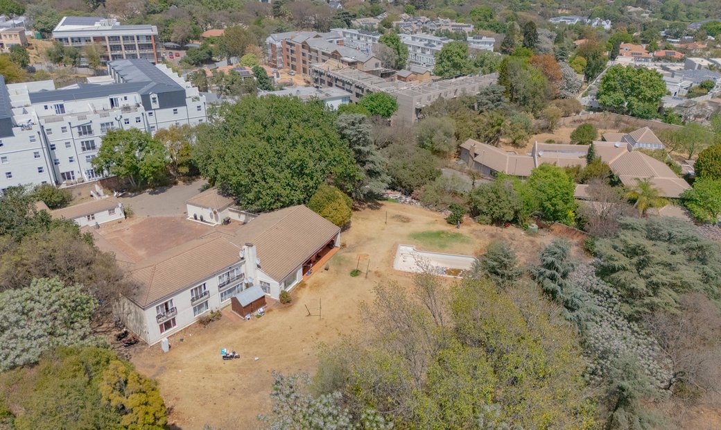 Stunning Property For Sale In Bryanston In Johannesburg, Gauteng, South ...