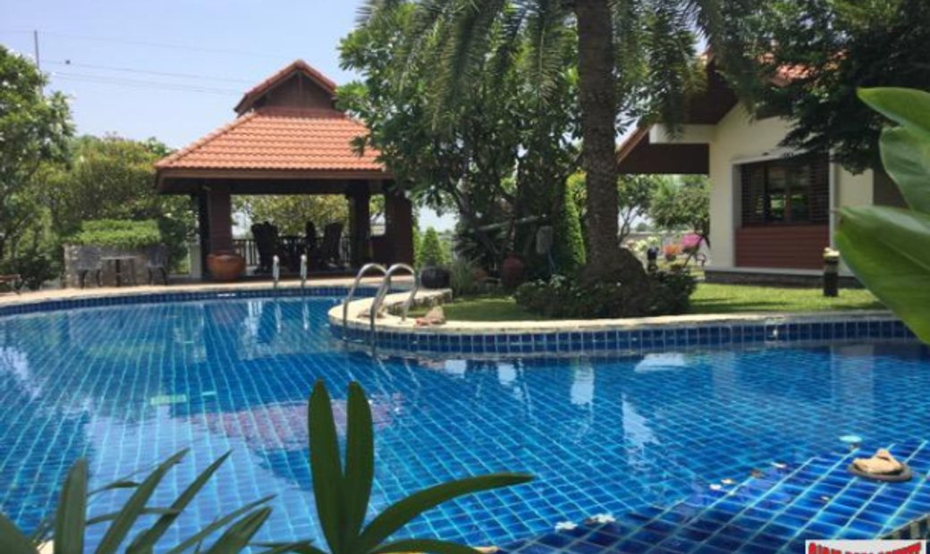 A Private Compound With A Pool Villa, A Second In Bangkok, Bangkok ...