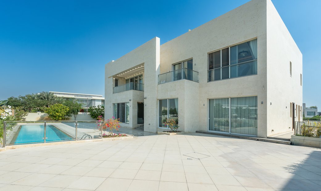 Custom Built Corner Villa With Roof Terrace In Dubai, United Arab ...