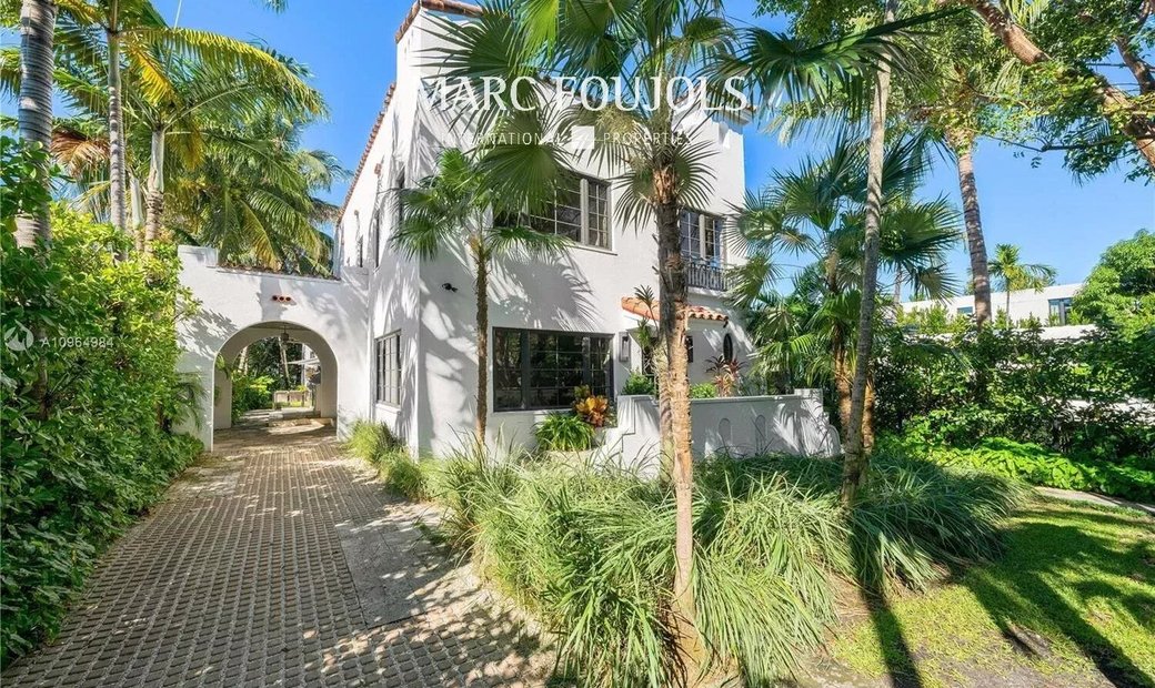 Renovated Historic Miami Beach Residence In Miami Beach, Florida ...