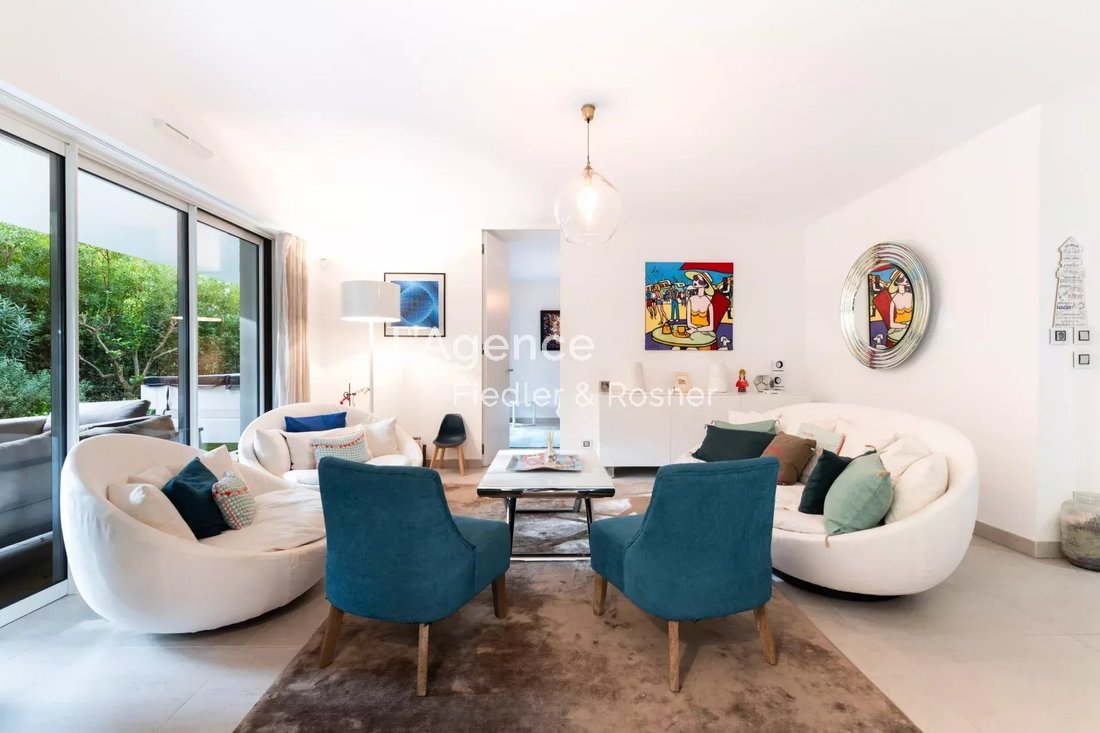 Ref 386: Saint In Saint Tropez, Provence Alpes Côte D'azur, Frankreich ...