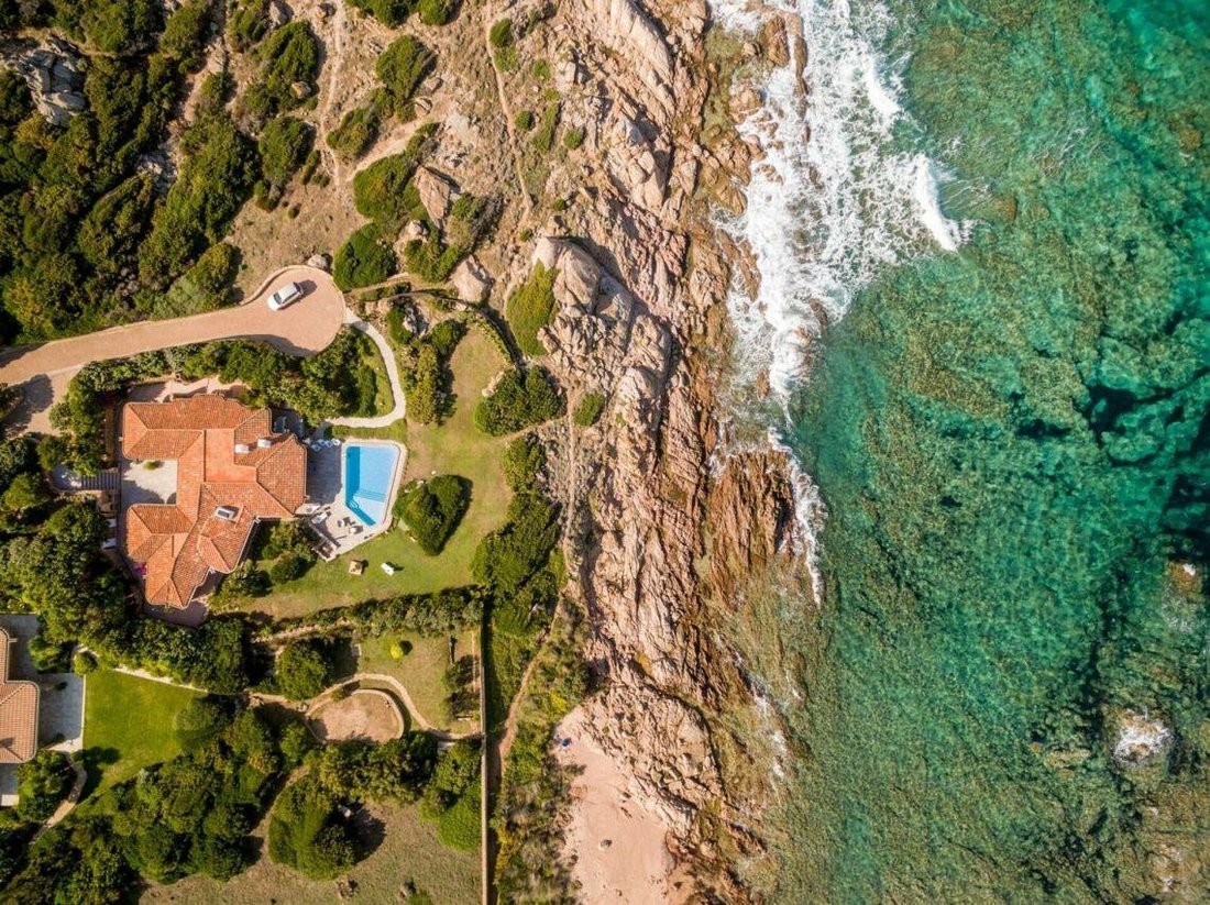 Villa Smeralda In Trinità D'agultu E Vignola, Sardinia, Italy For Sale ...