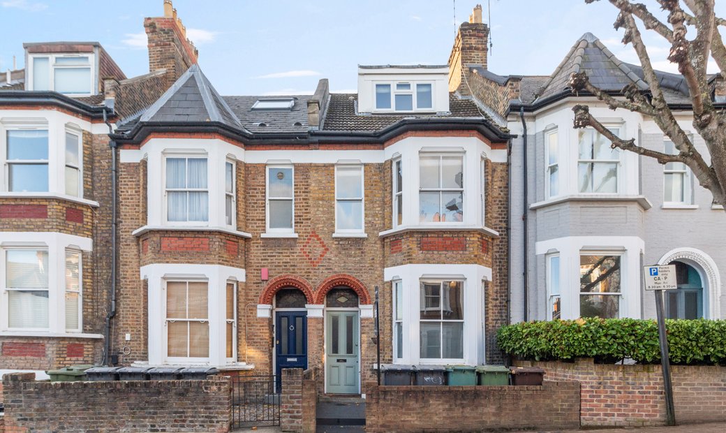 Sumatra Road, West Hampstead, London Nw6 In London, England, United ...