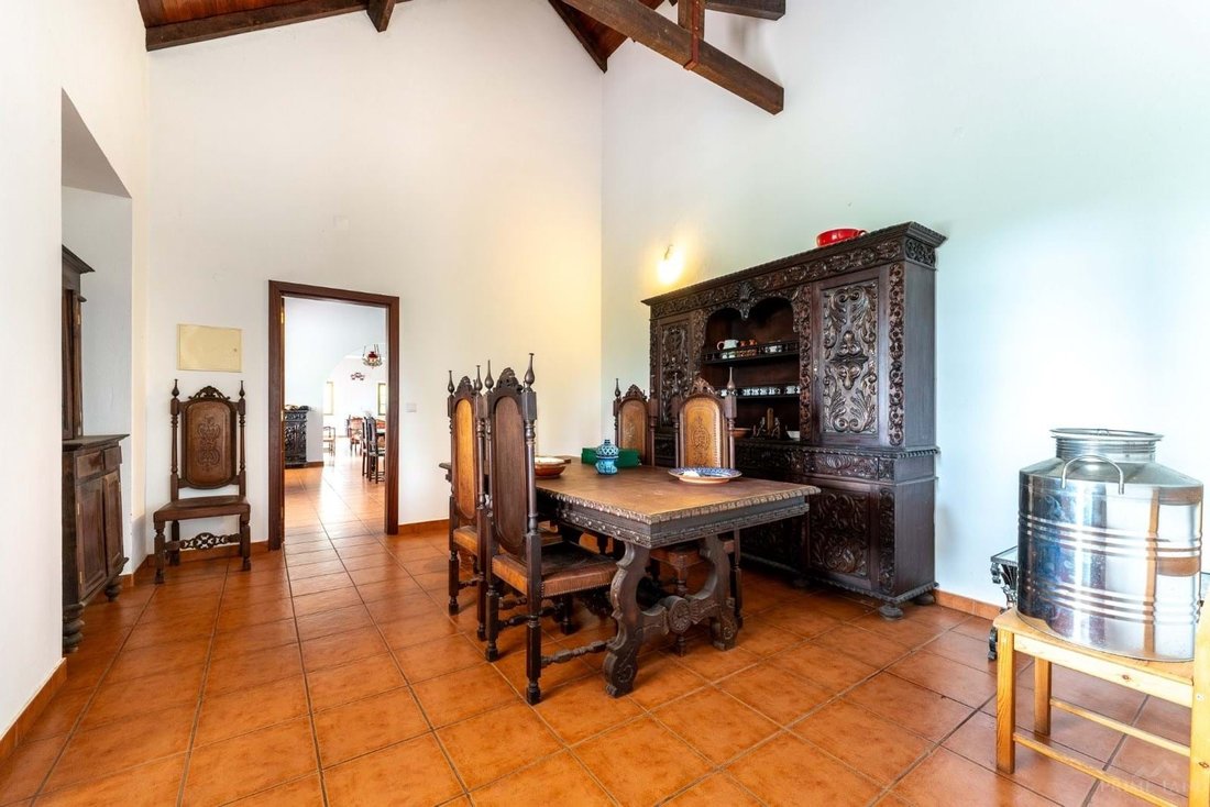 Luxurious Farmhouse In Alenquer In Alenquer, Lisbon, Portugal For Sale ...