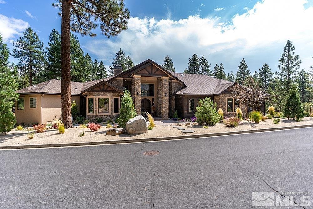 Exceptional Single Story Lodge Style Home In Reno, Nevada, United ...