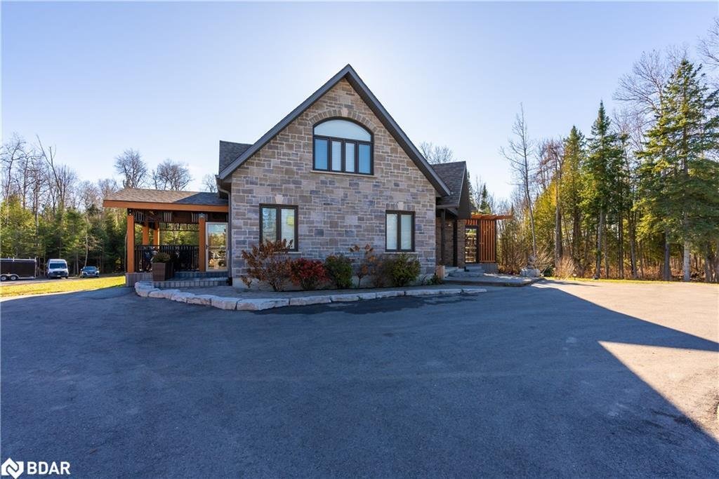 Essa Residential In Ontario, Canada For Sale (14968675)