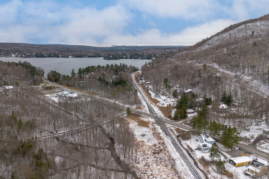 Austin, Estrie In Austin, Quebec, Canada For Sale (14970237)