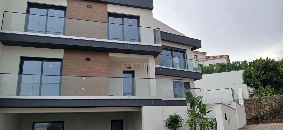 Fantastic 5 Bedroom Semi Detached House In Gradil, Lisbon, Portugal For ...