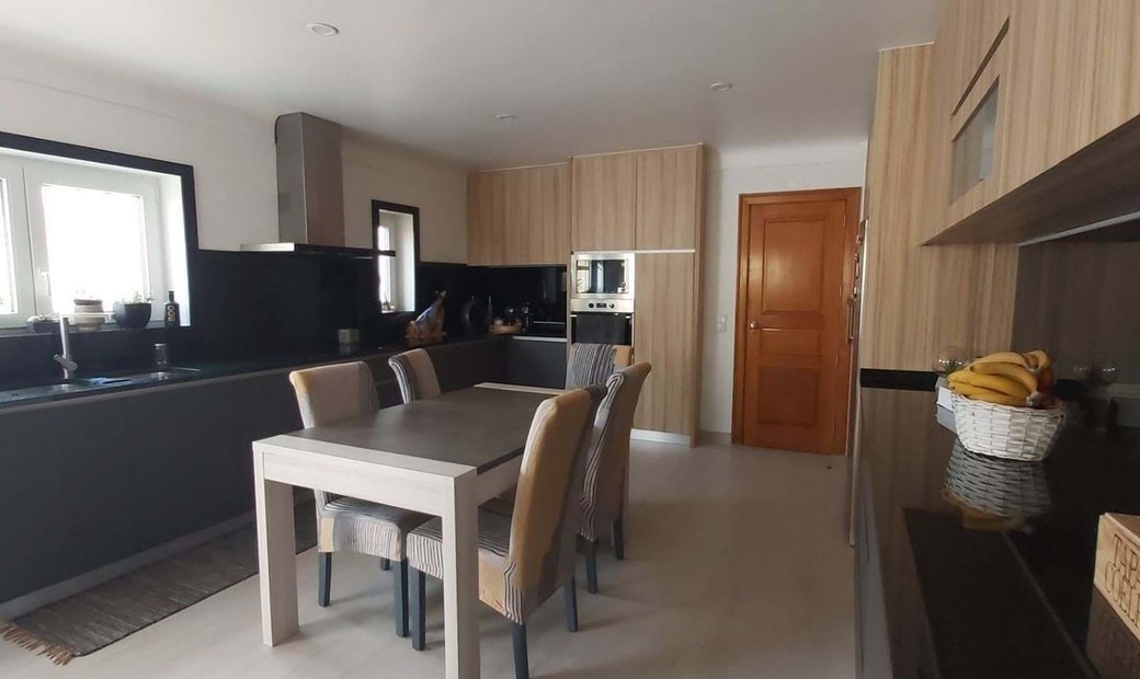 Renovated 4 Bedroom Villa In Venda Do Pinheiro With In Mafra, Lisbon ...