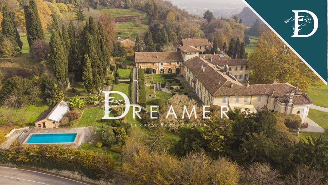 Prestigious Historic Villa With Pool For Sale Near In Calco, Lombardy ...