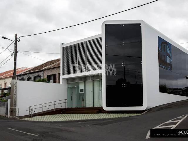 Magnificent Building In Azores, Portugal For Sale (14985979)