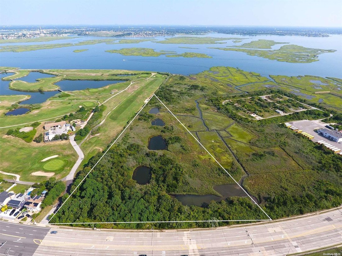 Land Lido Beach In Long Beach, New York, United States For Sale (14987279)