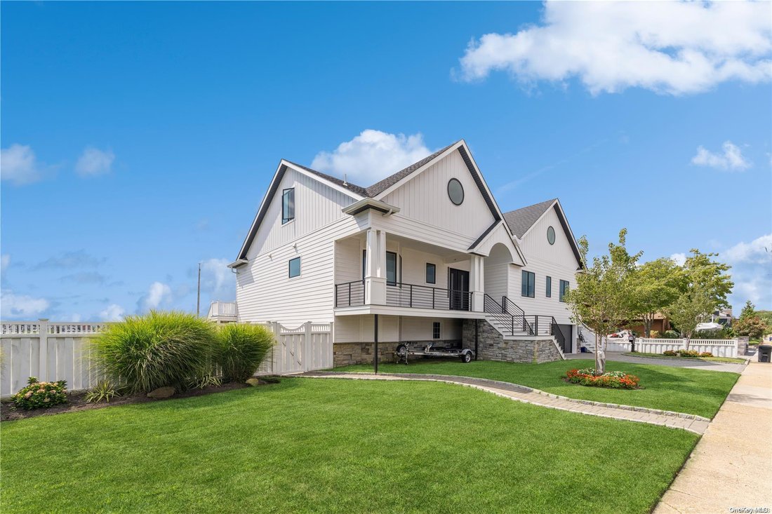 House Freeport In Freeport, New York, United States For Sale (14987657)