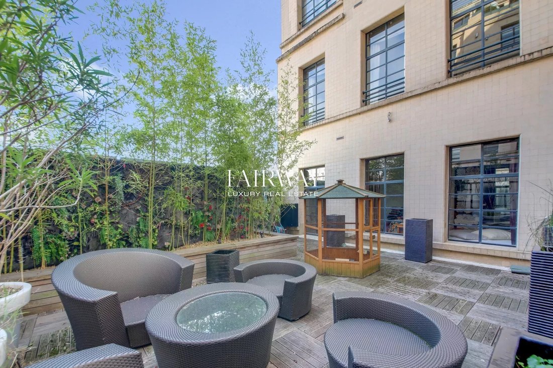 A High Floor Loft With A Walk Out Terrace At In Paris, île De France ...
