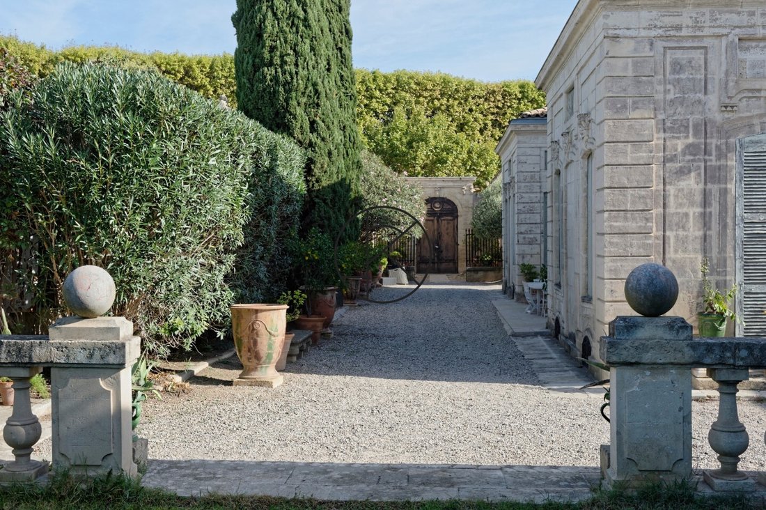 Splendide Hôtel Particulier Du Xvii Ie Dans Montpellier, Occitanie ...