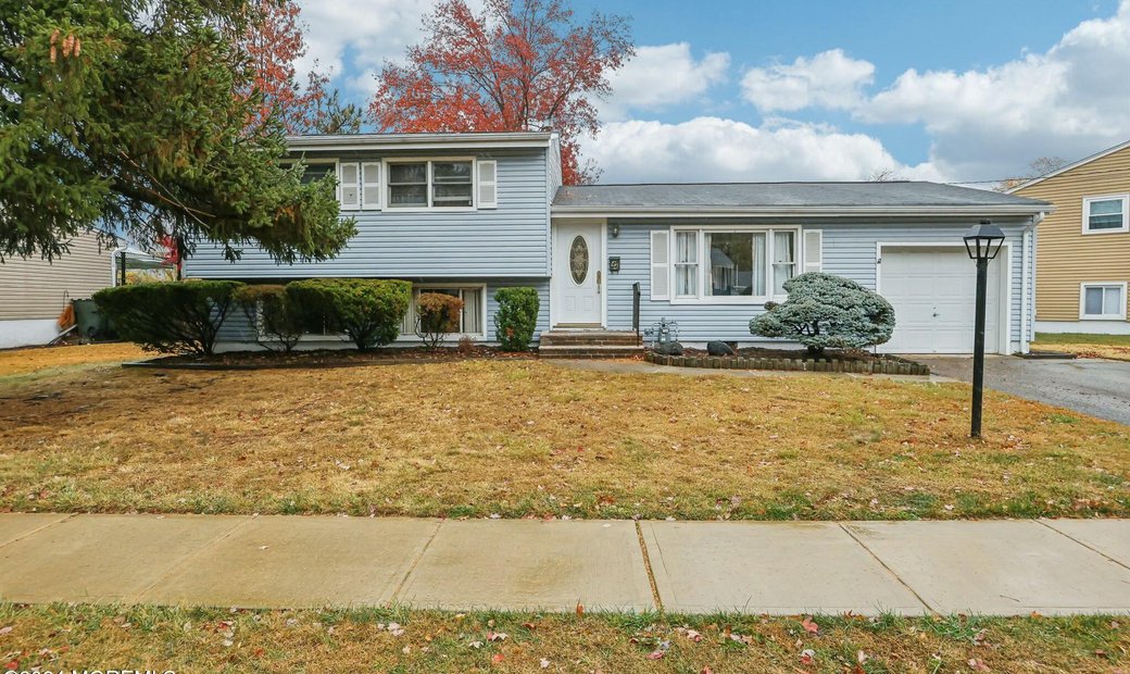 44 Dartmouth Drive In Hazlet, New Jersey, United States For Sale (14996670)