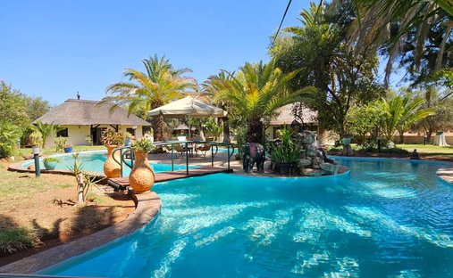 Luxury homes with garage for sale in Dordabis, Khomas Region, Namibia ...