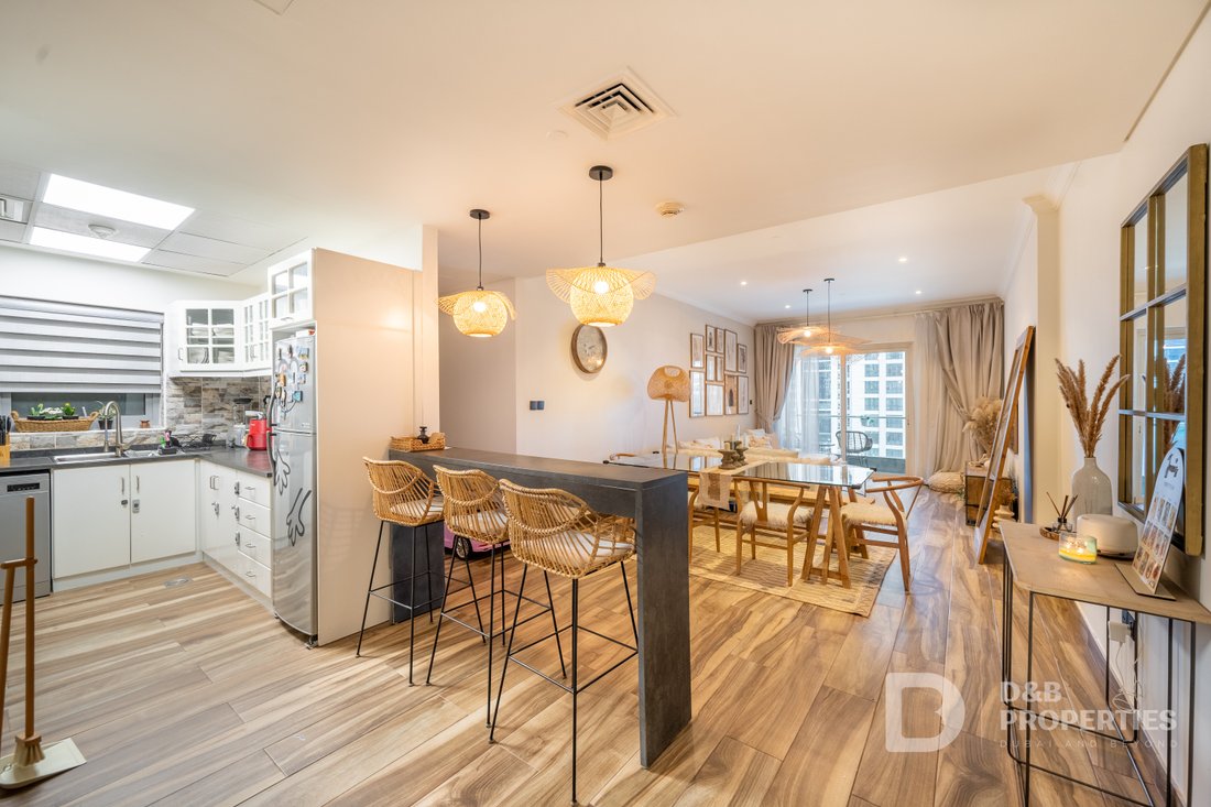 Fully Upgraded | Spacious | Modern Unit In Dubai, Dubai, United Arab ...