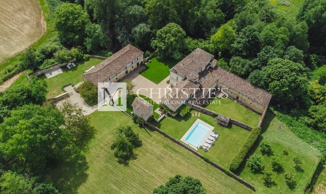 Perfect French Country Estate Near Bordeaux In La Dominelais, Brittany ...