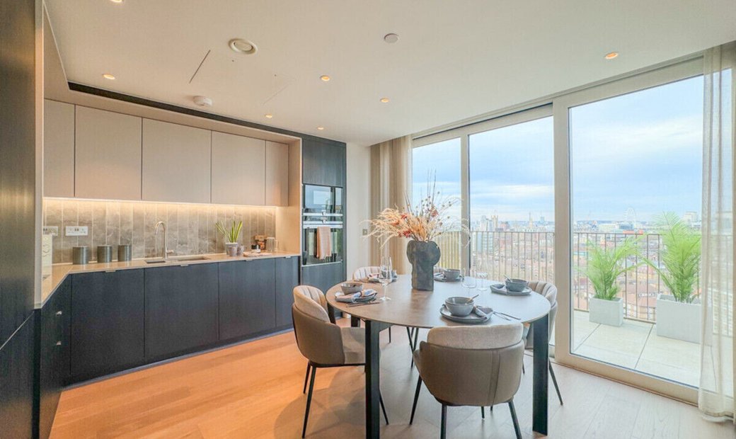 Kennington Lane, London, Se11 5 In London, England, United Kingdom For ...