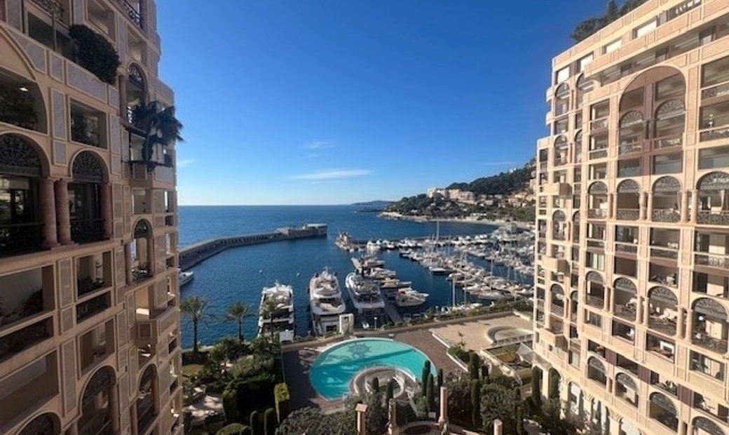 Appartement De Maître Dans Une Residence De Grand Luxe A In Monaco ...
