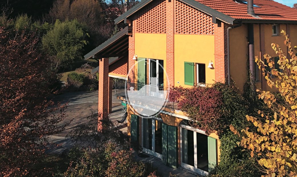Exclusive Renovated Farmhouse In Gornate In Gornate Olona, Lombardy ...