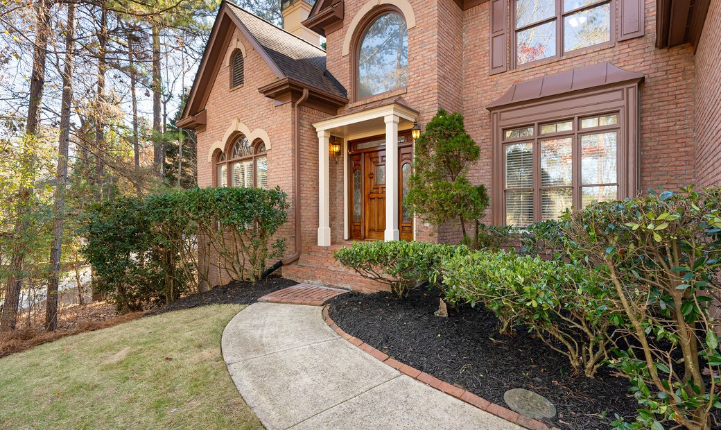 Charming Home With Perfect Blend Of Privacy In Roswell, Georgia, United ...